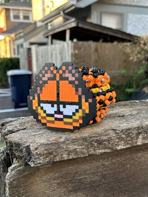 Garfield Cuff R Kandi