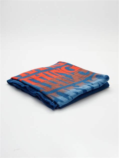 Manta Stranger Things Azul Kiabi 7 00