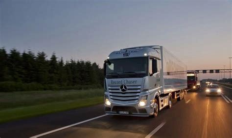 聊一聊那些经常开夜车的老司机们搜狐汽车搜狐网