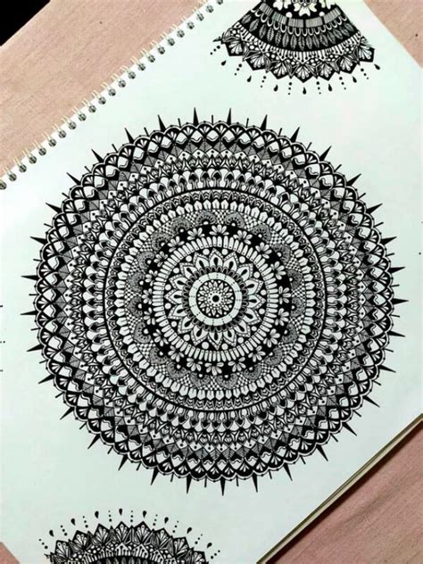30 Beautiful Mandala Drawing Ideas For Beginners