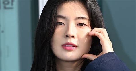 이선빈 호수같은 눈망울로 화사한 볼하트 [포토엔hd]