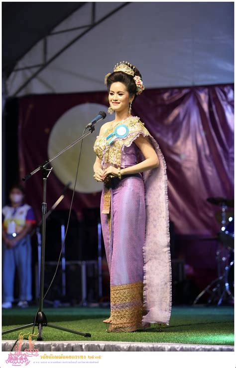 นักศึกษาและบุคลากรสำนักวิชานิติศาสตร์เข้าร่วมงาน “วลัยลักษณ์ลอยกระทง