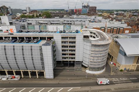 Cass Scaffolding The Oracle Reading Shutter Hire