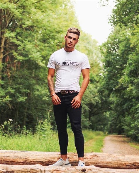 Skinny Jeans Obsession