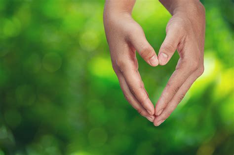 Деси Някои дни са ми тежки много тежки…но се опитвам да не ми личи пред децата пред