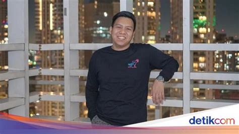 Arxyad Sam Siap Tekuni Dunia Hiburan Lagi Setelah Sukses Jadi Model