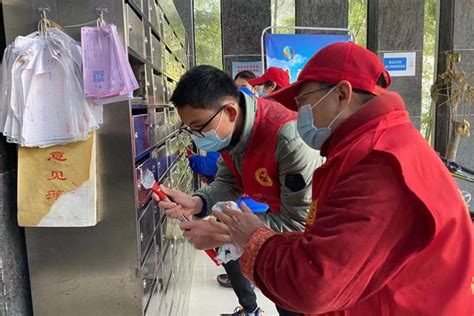 烟墩街道滨湖明珠社区：迎新春大扫除 干净整洁过大年 包河先锋网