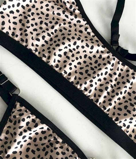 Conjunto top microfibra en LENCERÍA MODA