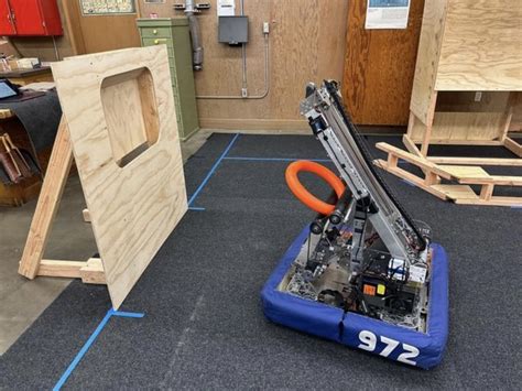 2024 Crescendo Field Iron Claw Robotics