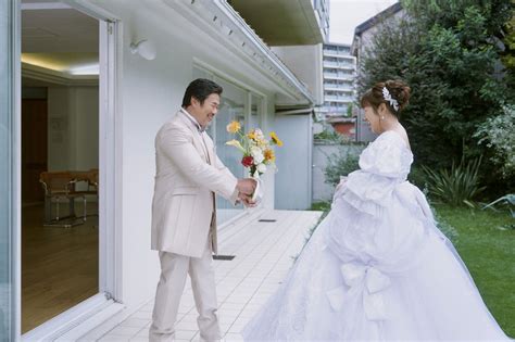 画像48 佐々木健介＆北斗晶夫妻、結婚30周年を前にバウリニューアル 思い出のドレス姿披露 モデルプレス