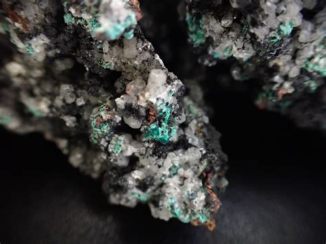 Dendritic Native Copper With Pyrolusite Calcite And Nontronite