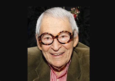 Carl Apfel Biography