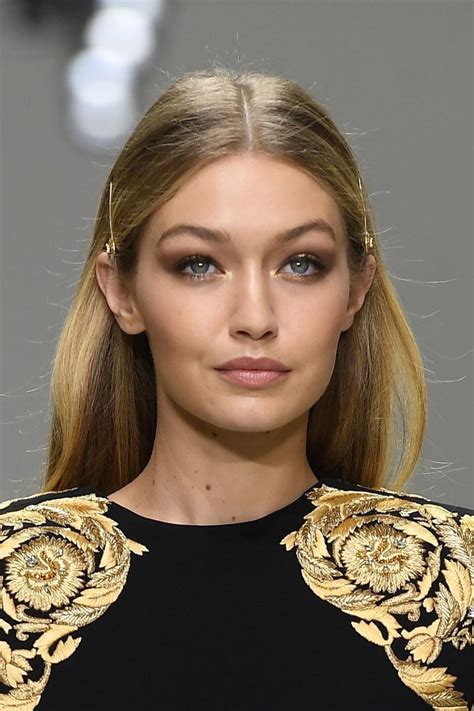 Coiffure femme facile idées estivales à emprunter aux stars