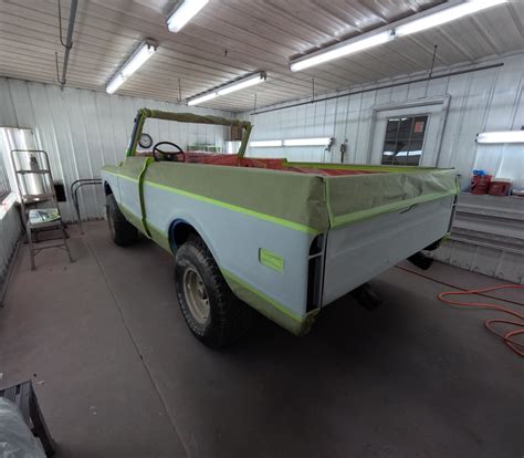 Classy Chassy Moody Mo