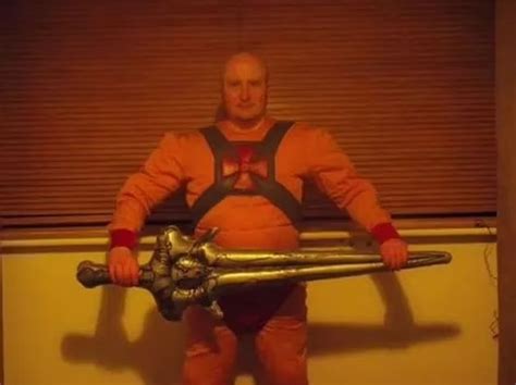 Gavin Plumb le visage du pervers dublinois He Man qui a échangé