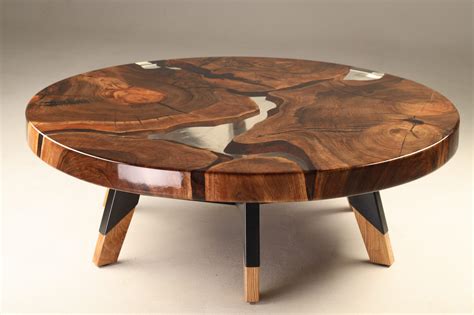 Стіл журнальний з горіху з епоксидною смолою Пангея 122см фото відгуки характеристики в