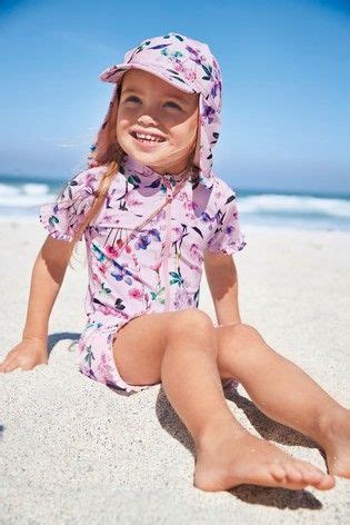 发现 900 条 New Swimwear 和 训练服装 点子 高端时尚、热带花卉、网球服装 以及更多