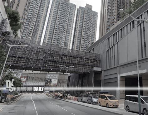 Kmb Bus Crashes Into Yoho Mall In Yuen Long Dimsum Daily