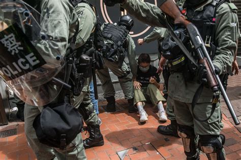 Hong Kong Estallan Las Protestas En El 23 Aniversario De La