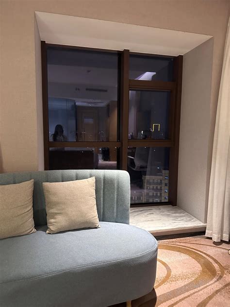 一个人的旅行虽然自由也会有孤独的时候，比如定了舒服的酒店就是想有人分享呀！