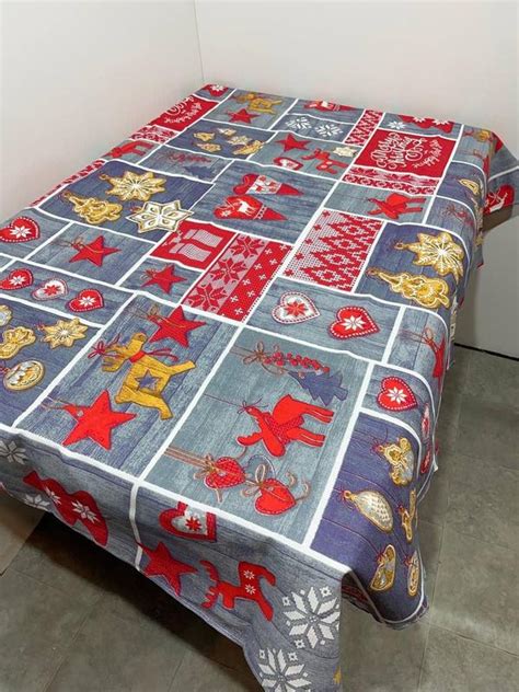 Скатертина новорічна олені 120 150 см тканина льон сірого кольору — ціна 528 грн у каталозі