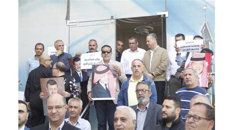 الدستور تنظم وقفة تضامنية مع غزة وتطلق حملة لجمع التبرعات صور وفيديو