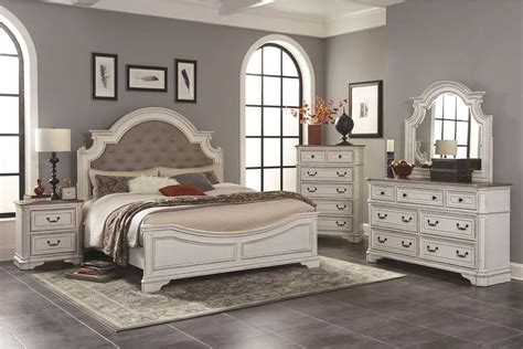 Isabella Piece Queen Bedroom Set At Gardner White