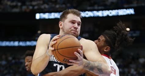 Nba 돈치치 26점 14리바운드 댈러스 시즌 첫 홈 경기서 2연승 질주