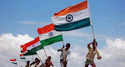 Fiji Pundit Maa Tujhe Salaam A Salute To India On Independence Day 2016