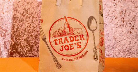 Trader Joes Has New Everything But The Elote Seasoning