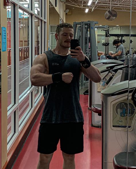 Daniel Chastain Danielchastain • Instagram Photos And Videos