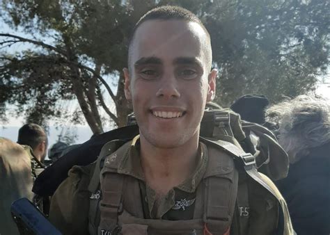 מרגש קרניות עיניו של הלוחם עידו ברוך היד הושתלו בבית החולים מאיר ערוץ 14 C14