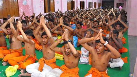 Hanuman Jayanti హనమన చనన జయత ఉతసవల కడగటటక వలదగ