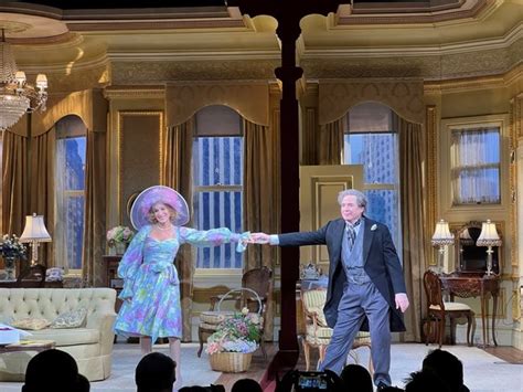 Сара Джесика Паркър подлуди Лондон с дебюта си на комедиантка в театъра Хай Клуб