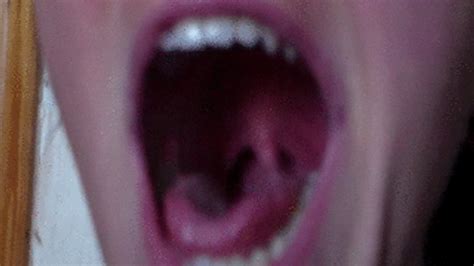Mouth Fetish Gummy Bear Big Huge Wet Mouth Larynx Sharp Teeth