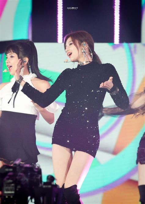 Licky Licky Backless Homecoming Dresses Kpop Girls Velvet Fashion