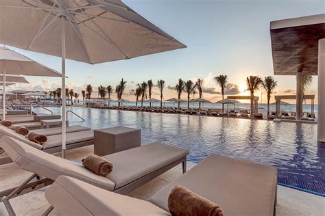 Royalton Chic Suites Cancun Modern Travelworks
