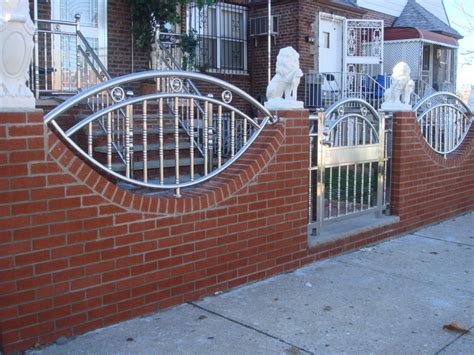 Fence New York Glass And Stainless Steel Inc