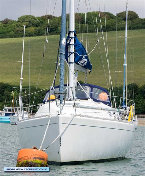 Ronautica 330 Cruiser Racer Archive Details Yachtsnet Ltd Uk Yacht