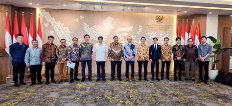 Indonesia Discusses Renewable Energy Deal With Japan Bank For