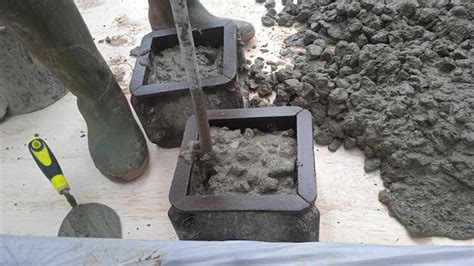 Premium Photo Sampling Of Concrete Cubes At Field Construction Sites