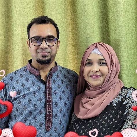 Russel Ahmed Russel 2020 • Threads Say More
