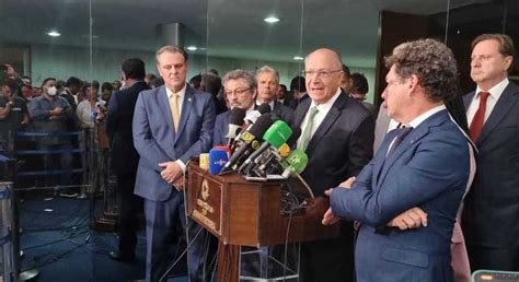 Congresso Pressiona E Transição Avalia Validade De Dois Anos Para Pec
