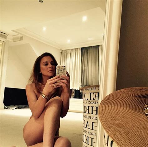 Lindsay Lohan Subi La Temperatura En Redes Sociales Con Una Foto Al