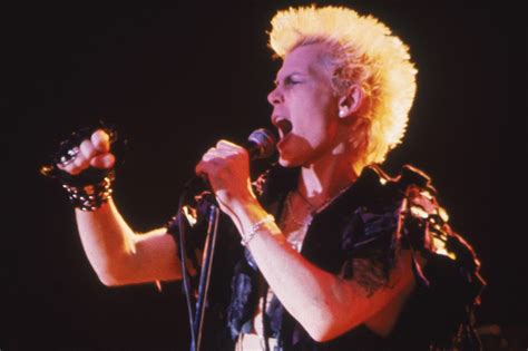 Toto To Replace Ailing Billy Idol On All Journey Dates