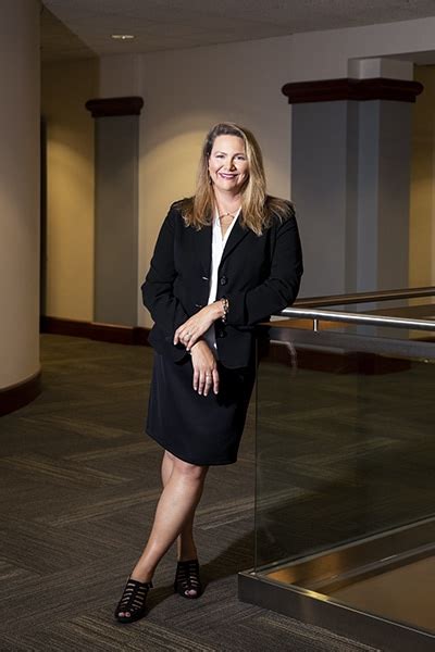 Stacy Van Meter Revolutionizes Online Hiring At Deluxe Profile