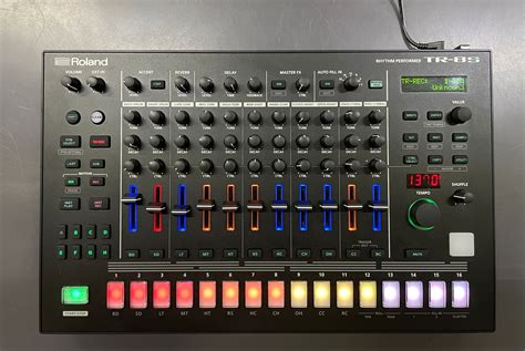 Roland Tr 8s Rhythm Performer Space Cash Varese