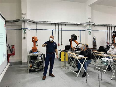 Cursos CNC Andes Technology