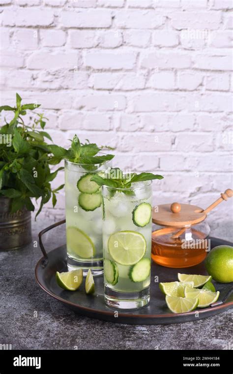 Mint And Cucumber Mocktail Hi Res Stock Photography And Images Alamy