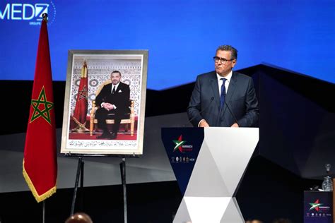 أخنوش يكشف خطة المغرب لتطوير صناعة الطيران وجلب كبريات الشركات العالمية